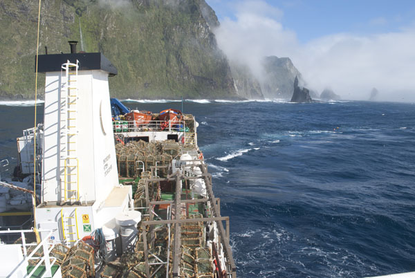 Tristan da Cunha MFV Geo Searcher News: Geo Searcher Wreck Update