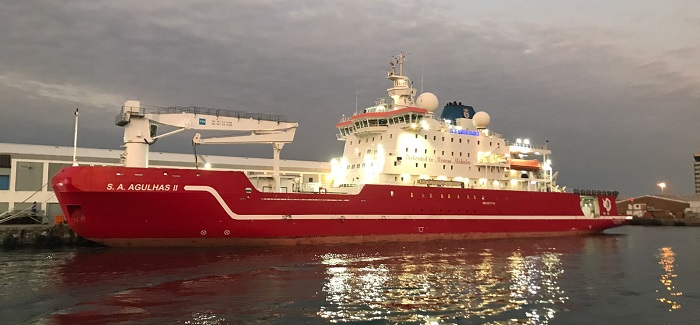 Tristan da Cunha Shipping News: 2022 SA Agulhas II Voyage